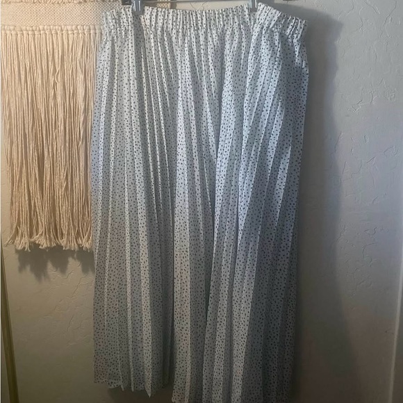 Universal Thread | Skirts | Universal Thread Gray Maxi Pleated Aline Skirt | Poshmark